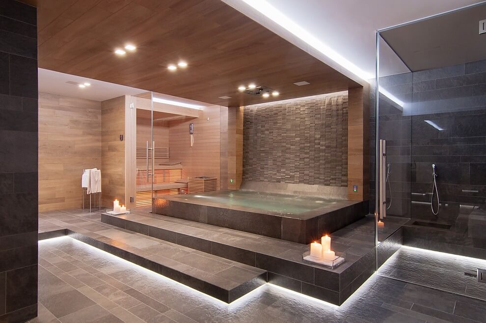 Luxe Wellness ruimte in Italiaanse villa - Badkamers voorbeelden